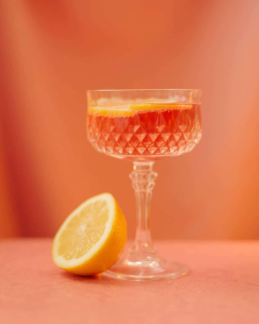 Choose the right glassware for your cocktail - Frenchie + Friends